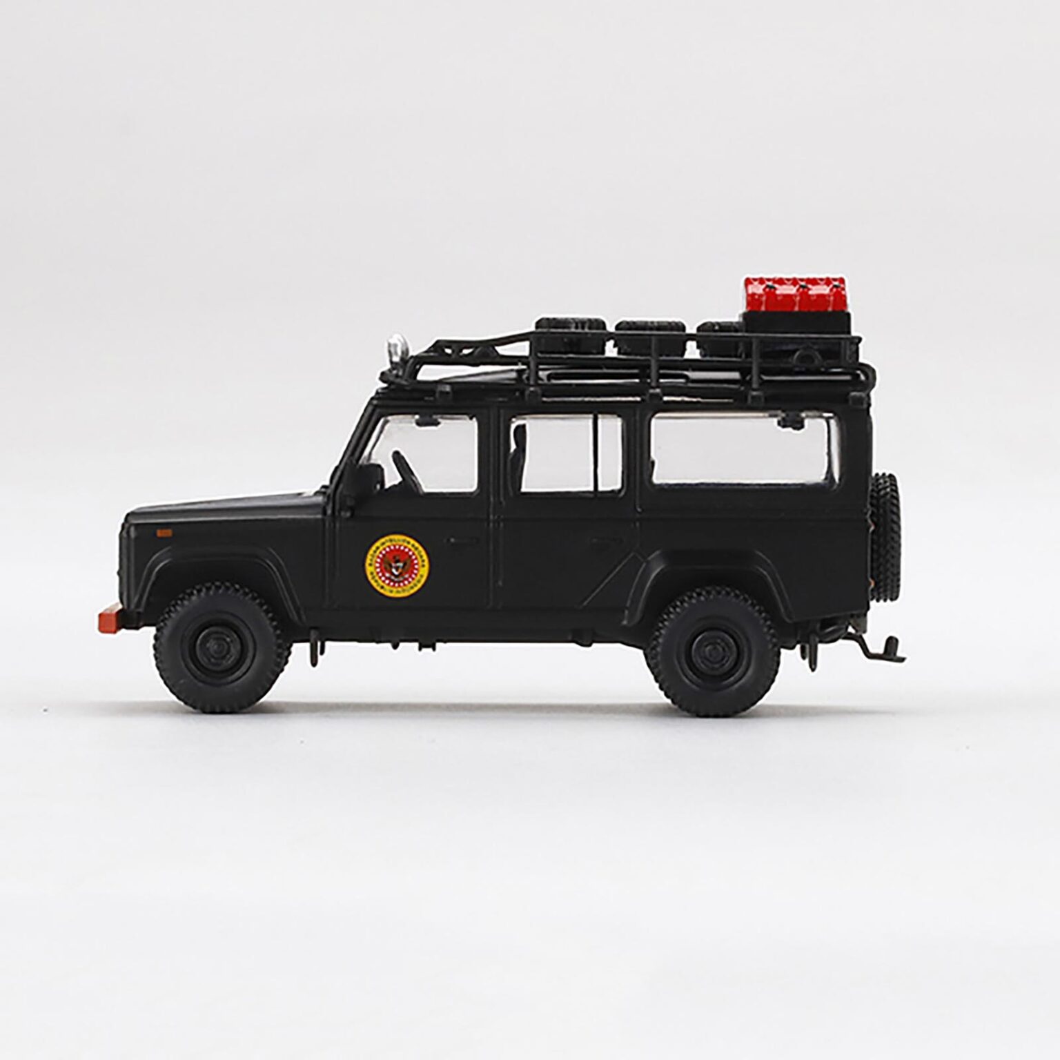 Mô Hình 1/64 Mini GT Land Rover Defender 110 Badan Intelijen Negara ...