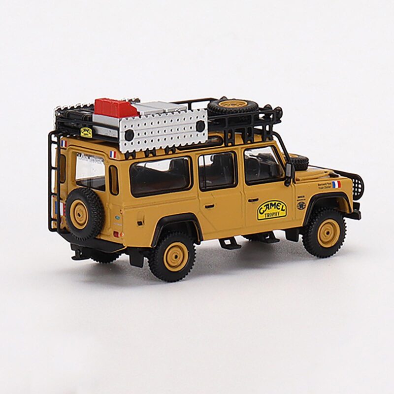 Mô Hình 1/64 Mini GT Land Rover Defender 110 1989 Camel Trophy Amazon ...